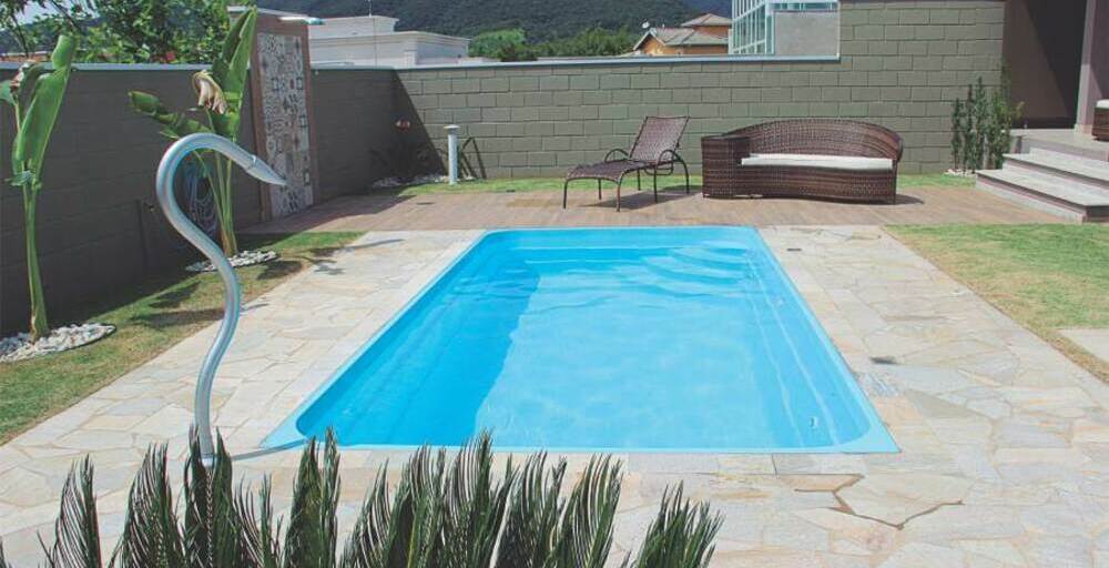 Opções e modelos de piscina de fibra para conhecer e se apaixonar!